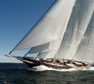 Yacht METEOR, Royal Huisman | CHARTERWORLD Luxury Superyacht Charters